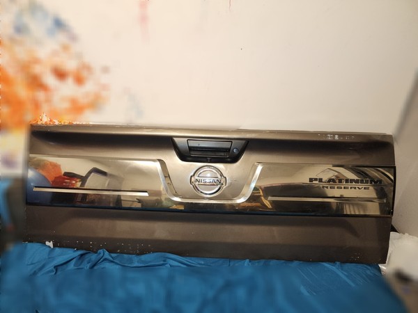 Used Nissan Frontier Tailgates and Liftgates for Sale