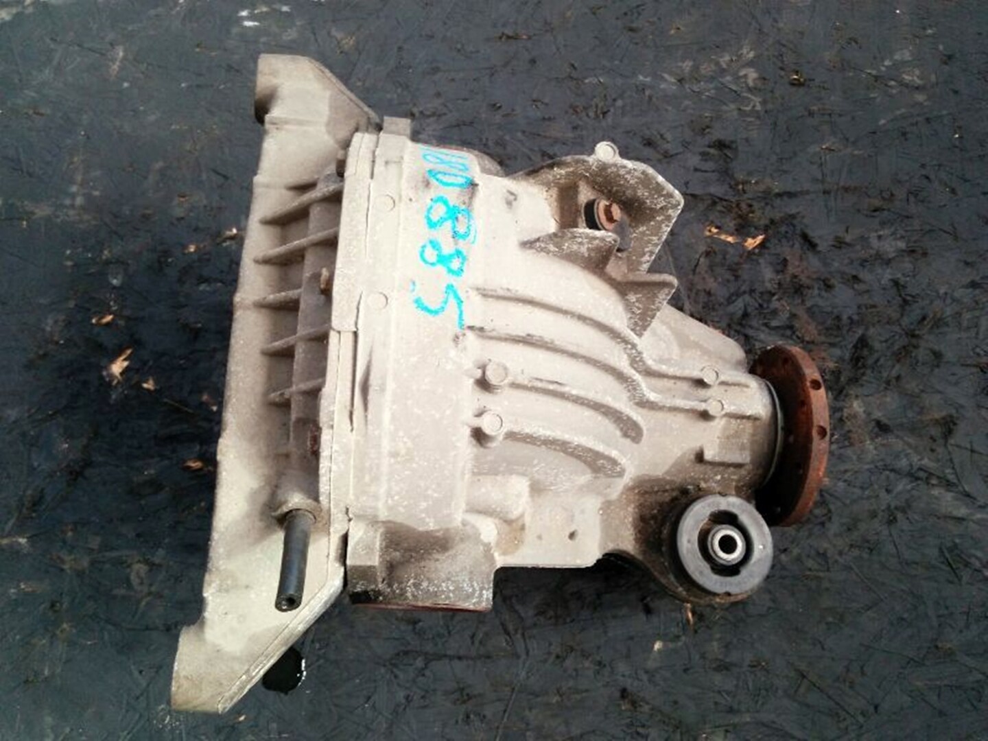 Used 2002-2005 Ford Explorer Rear Axle Differential Carrier 3.73 Ratio ...