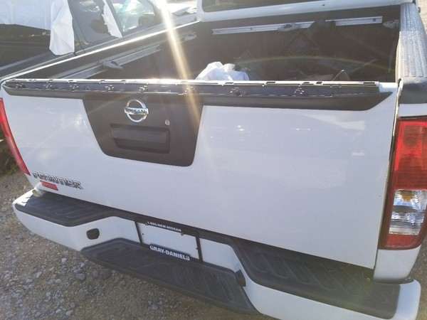 Used Nissan Frontier Tailgates and Liftgates for Sale