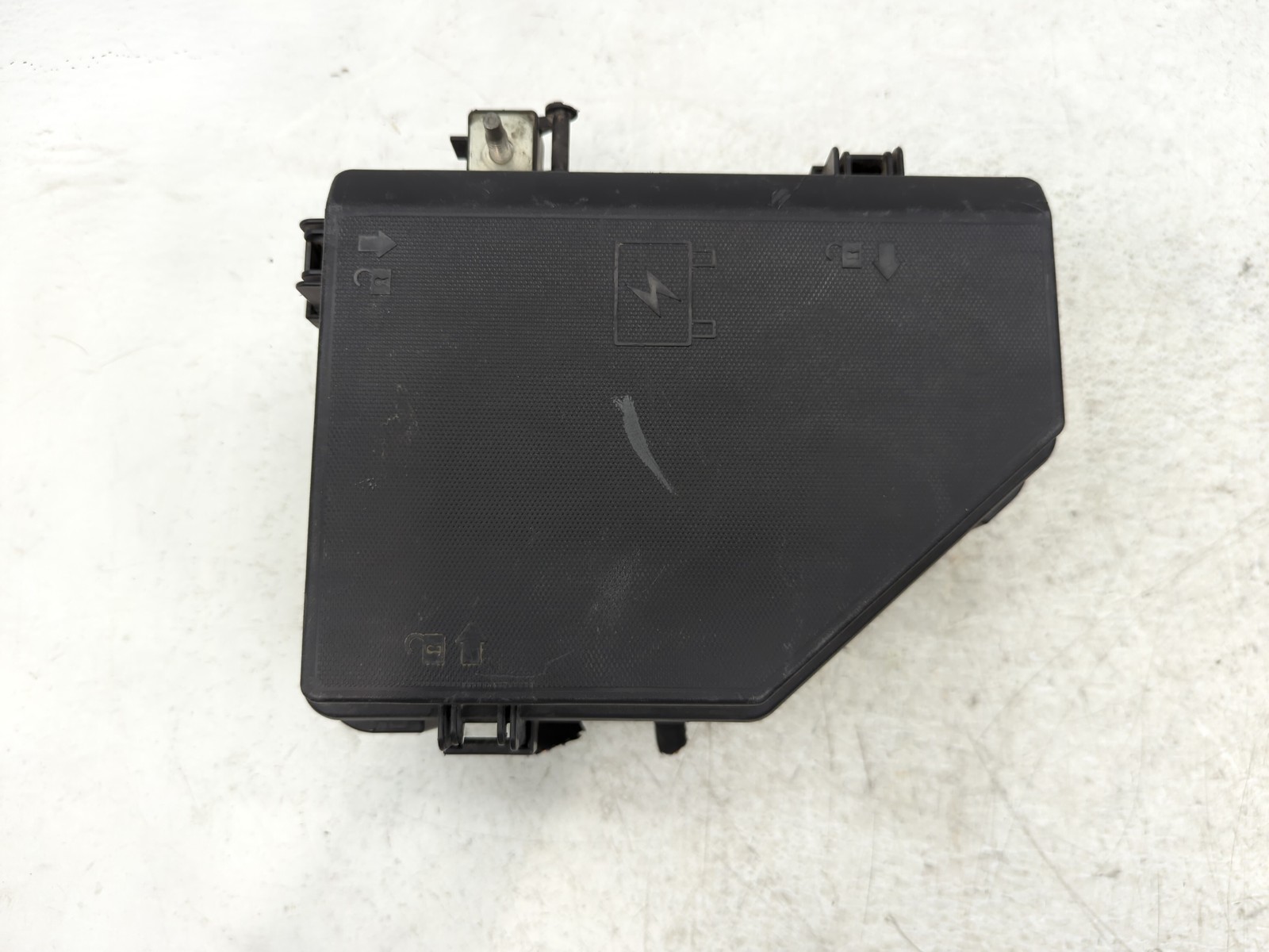 Used Chevrolet Traverse Fusebox Fuse Box Relay Module 25909568 Zstde ...