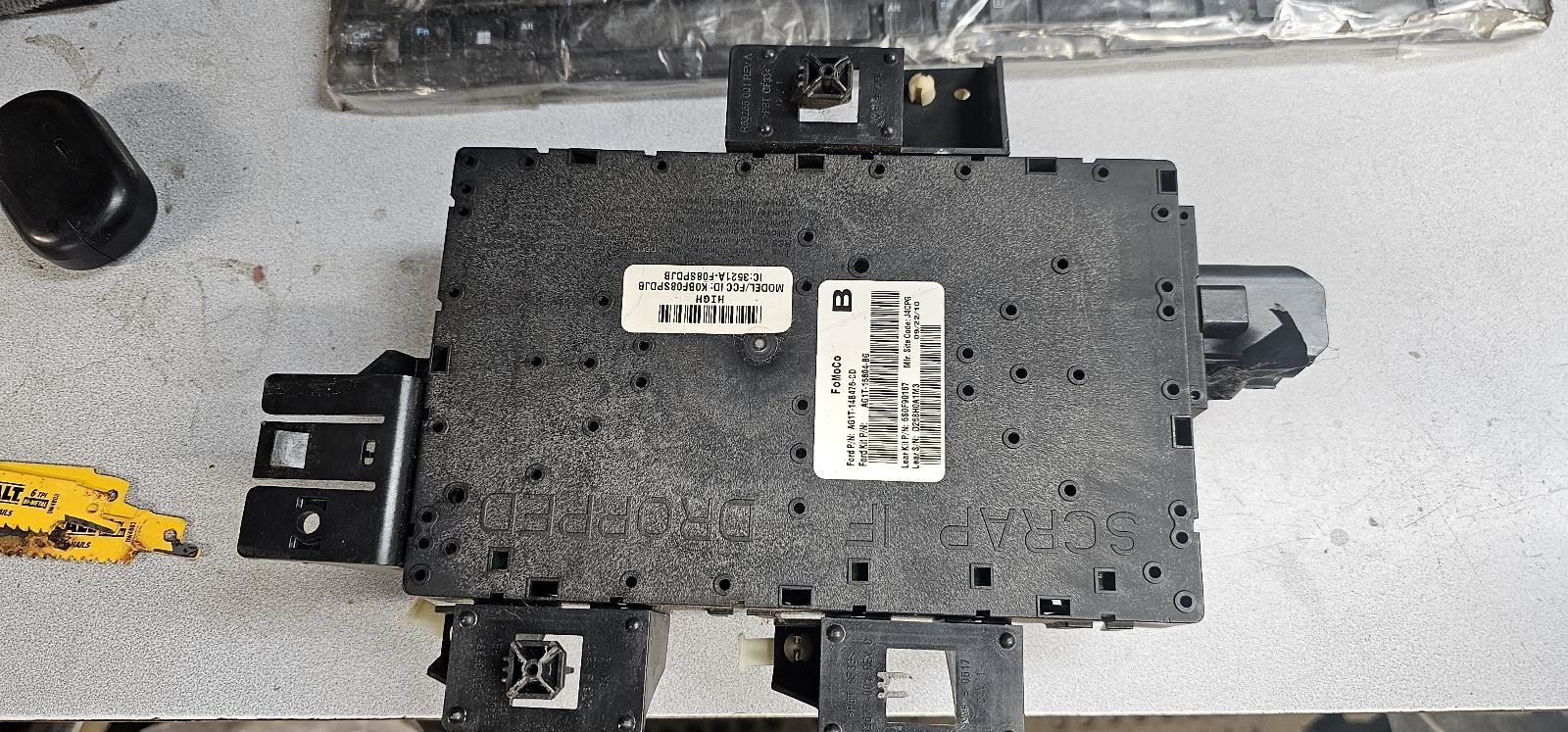 Used Chassis Ecm Body Control Bcm Under Dash By Column Fits 2010-2012 ...