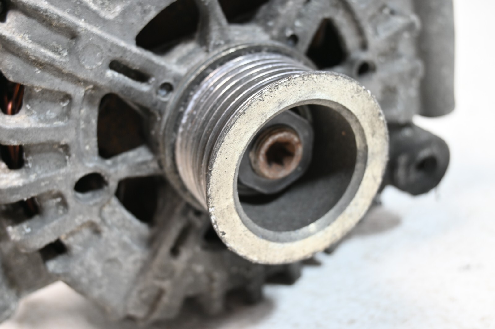 Used Engine N63 Motor Charging Alternator Generator Valeo Oem Bmw E70 ...