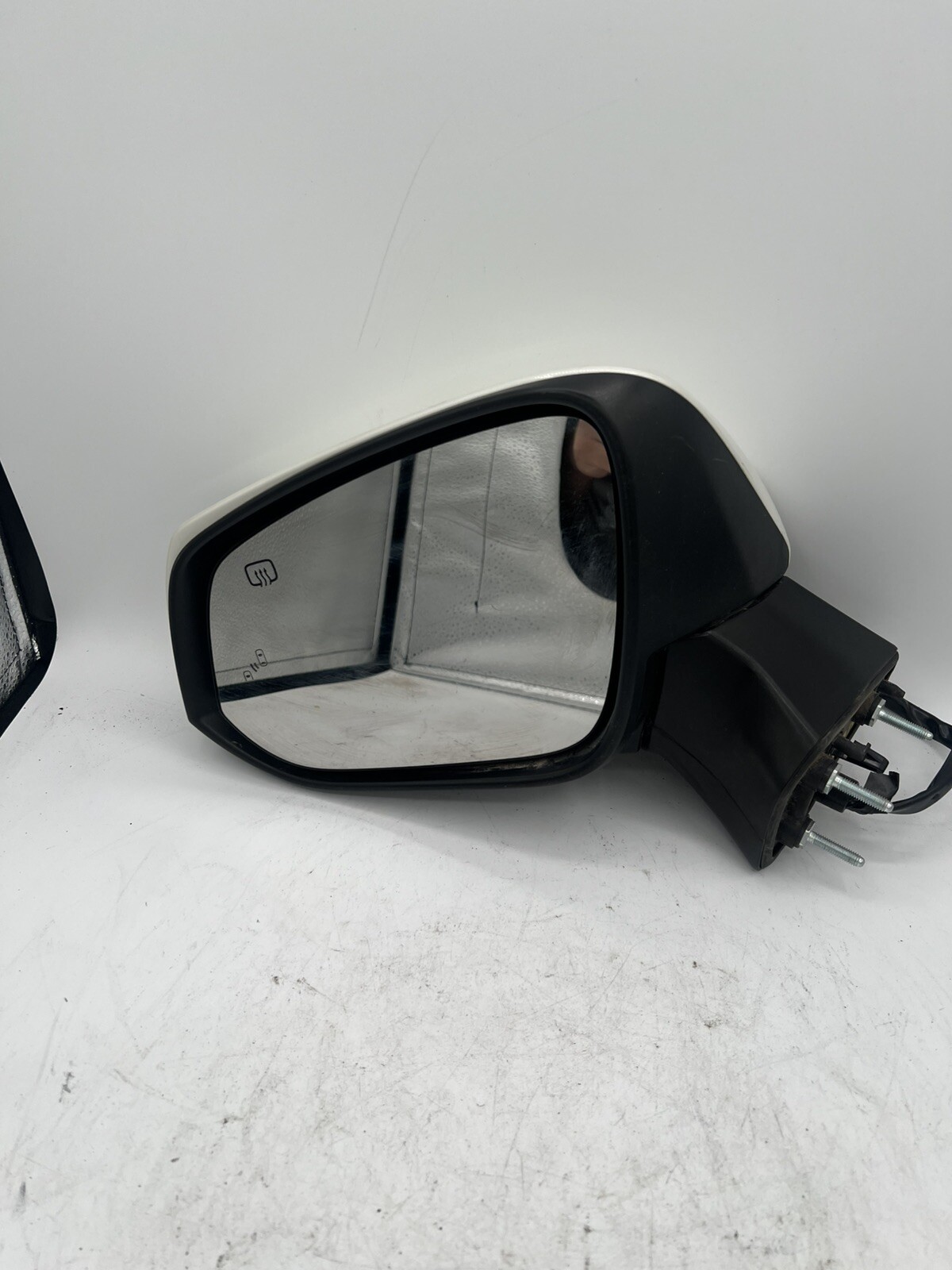 Used 2021-2025 Toyota Sienna Left Side Mirror W/ Blind Spot Heated ...