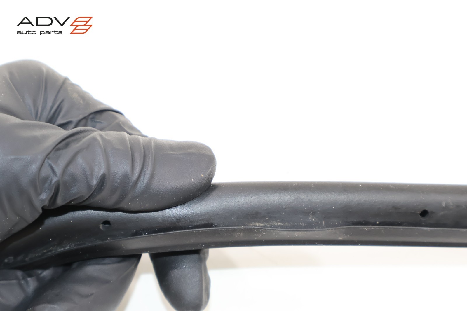 Used 2023 2025 - Kia Niro Front Right Passenger Side Door Weatherstrip ...