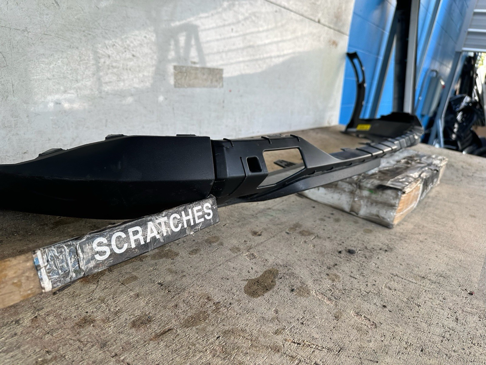 Used 2024-2025 Kia Sorento Front Lower Bumper Cover Oem 86512-r5ja0 for Sale | 2024-2025 KIA ...
