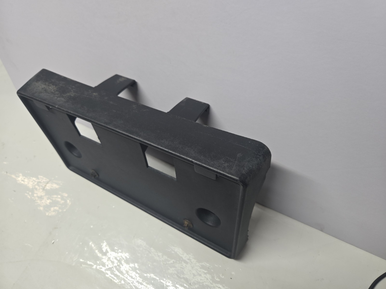 Used 1998 Genuine Ford Oem Front Bumper License Plate Bracket Mount ...