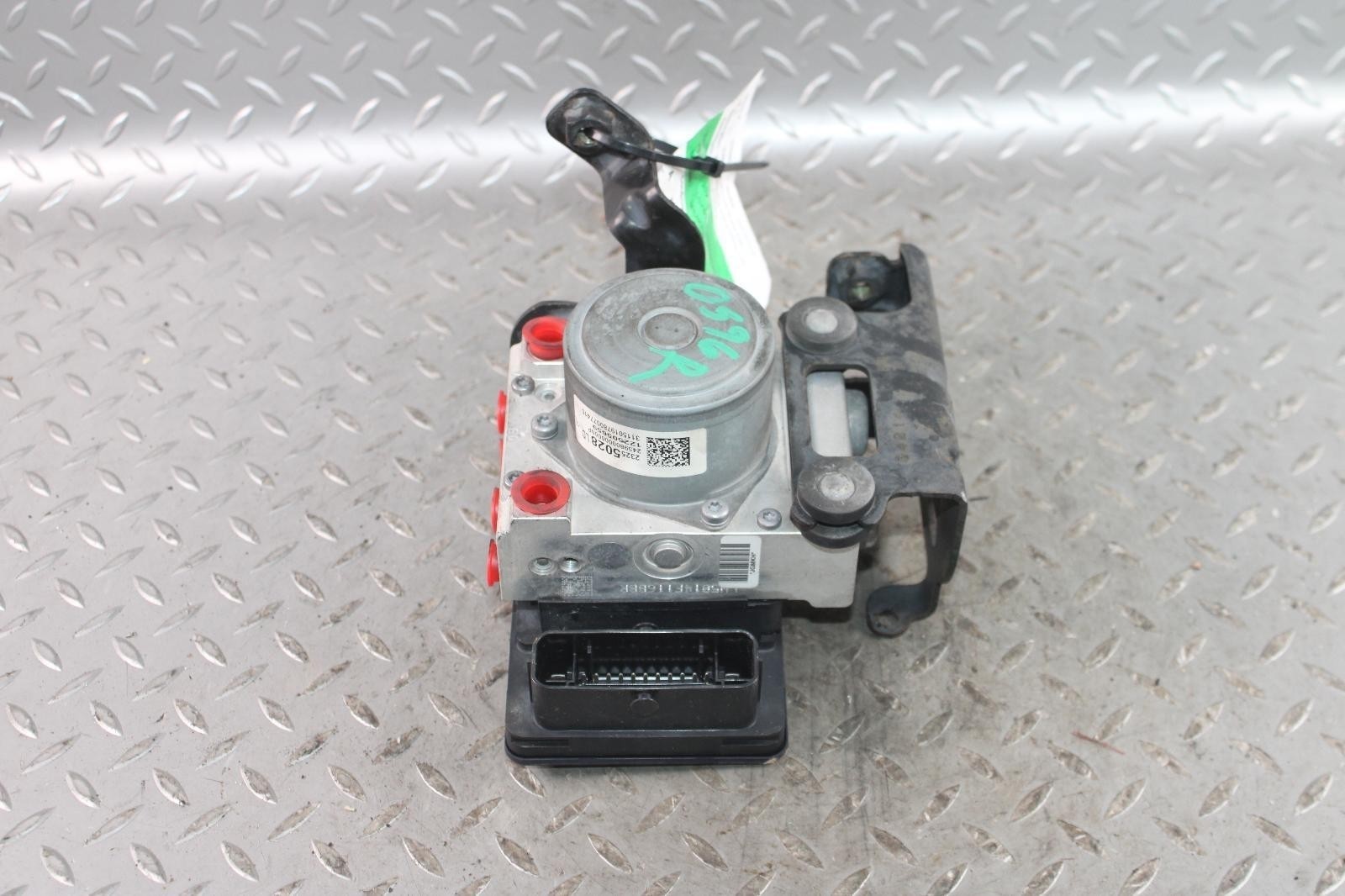 Used 2015-2020 Escalade 6.2l Motor Anti Lock Brake System Abs Pump Part ...