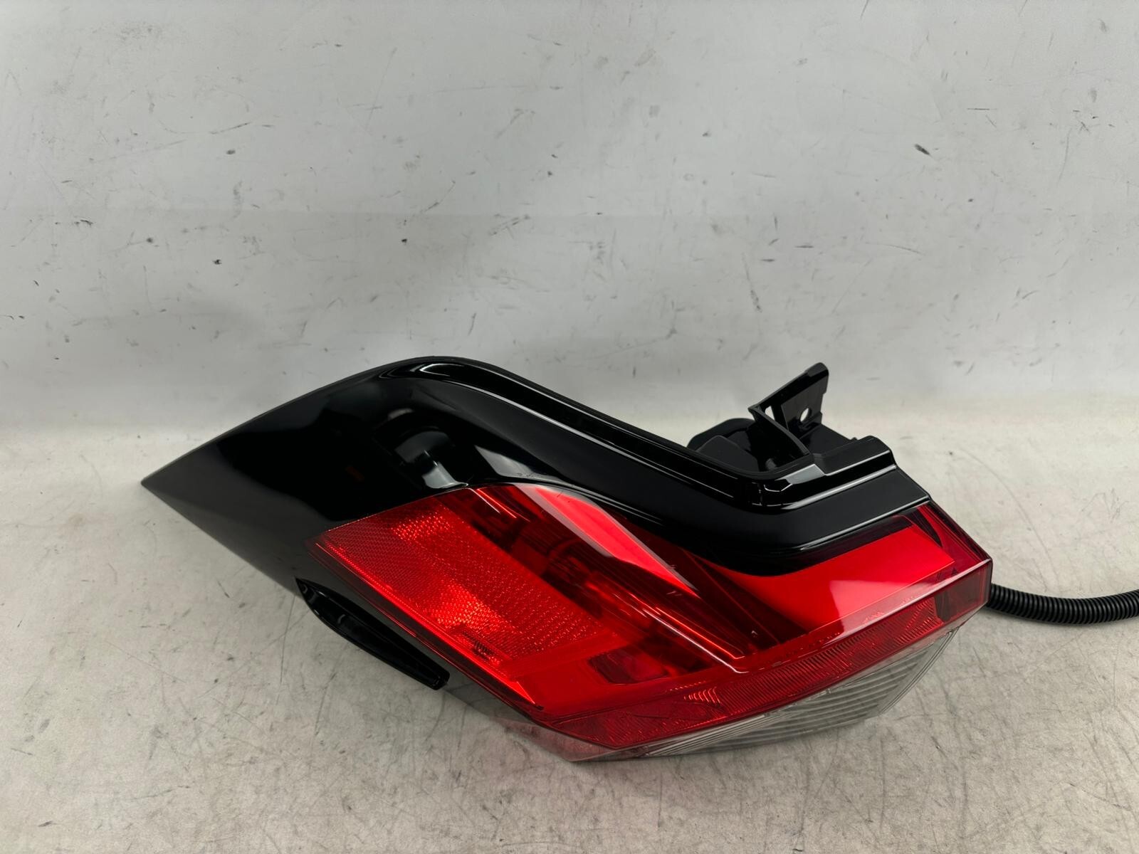 Used 2019-2025 Toyota Rav4 Outer Tail Light Oem Lh Left Driver Side Led ...