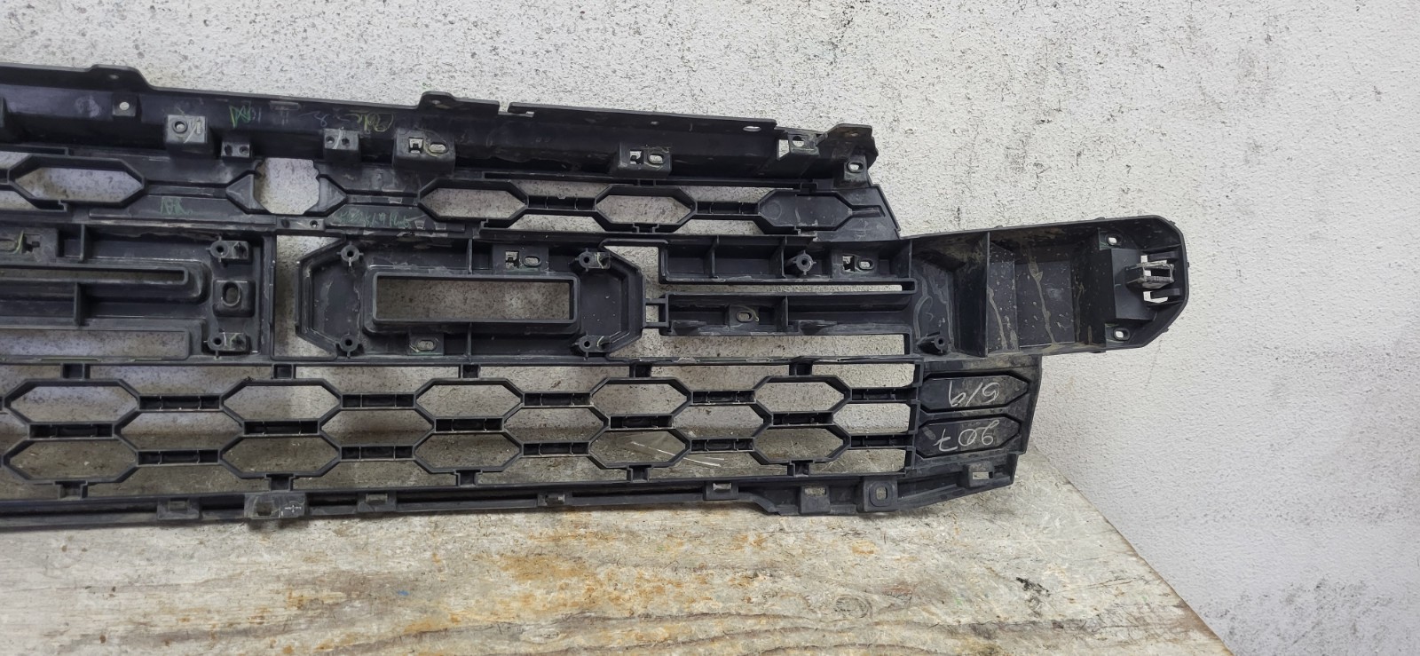 Used 2024-2025 Ford Ranger Raptor Grille Oem dc8394 for Sale | 2024 ...