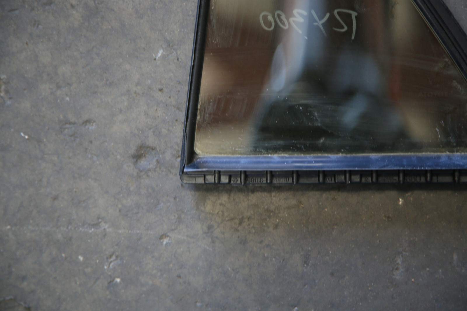 Used 1999-2003 Lexus Rx300 Rear Right Door Vent Window K7772 for Sale ...