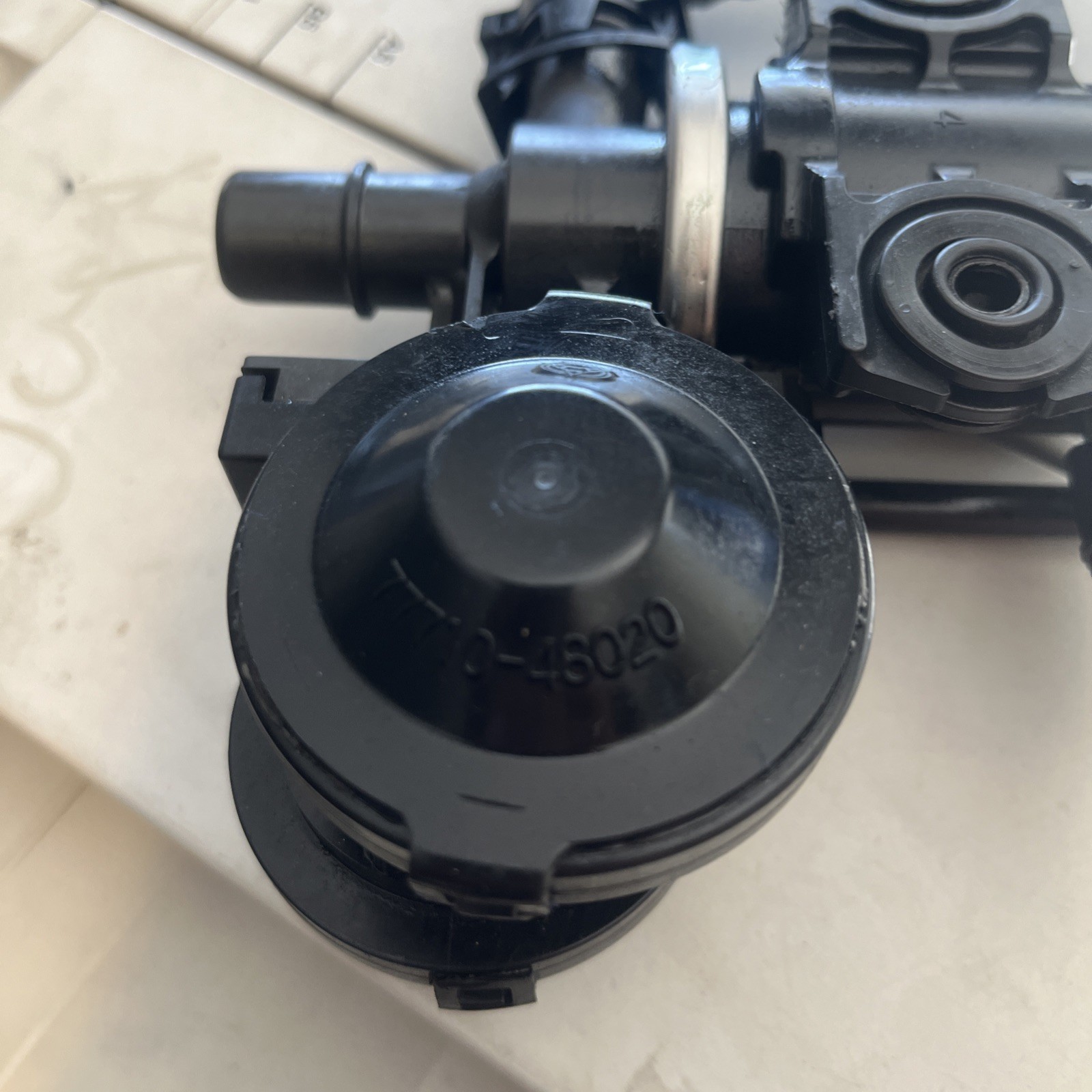 Used Lexus Rx400h Fuel Tank Canister Evap Main Purge Valve Solenoid ...