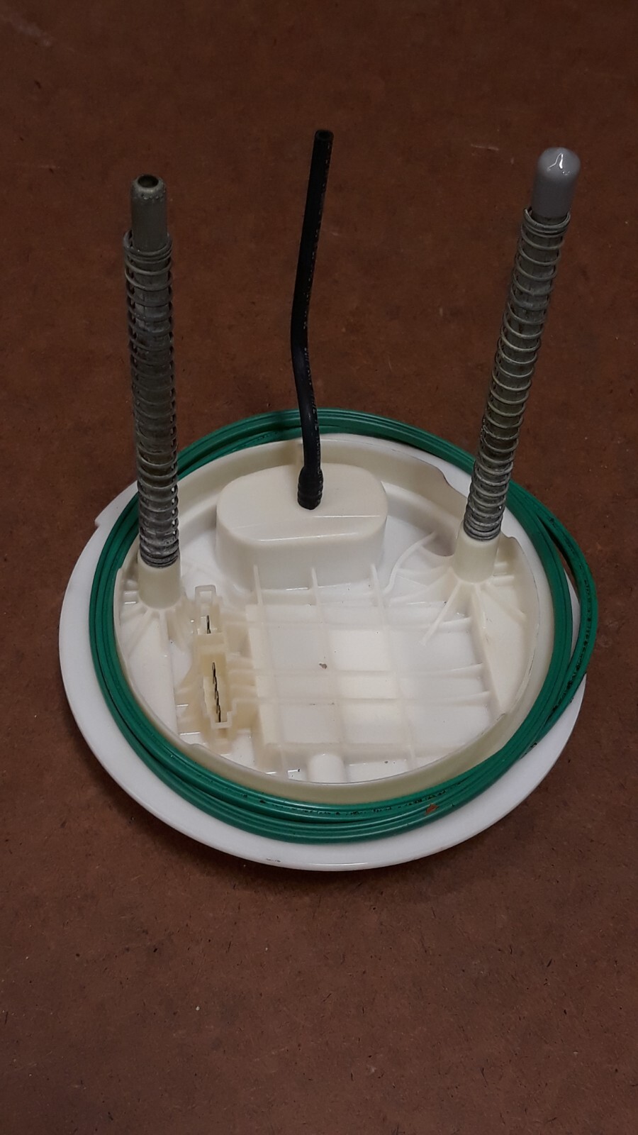 Used 2006-2012 Mercedes R500 R350 Fuel Gas Pump Level Sending Unit Lid ...