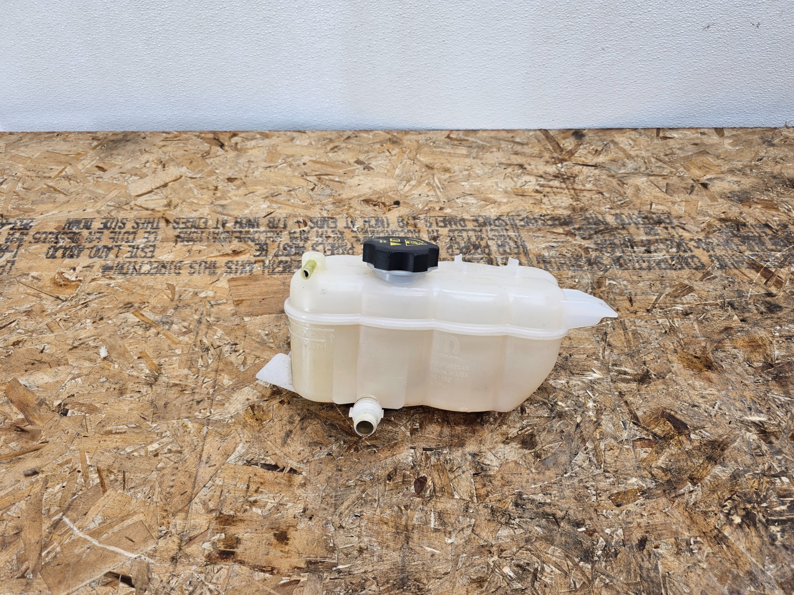 Used Jeep Grand Cherokee Laredo Wl 2021-2025 Oem Coolant Water Tank ...