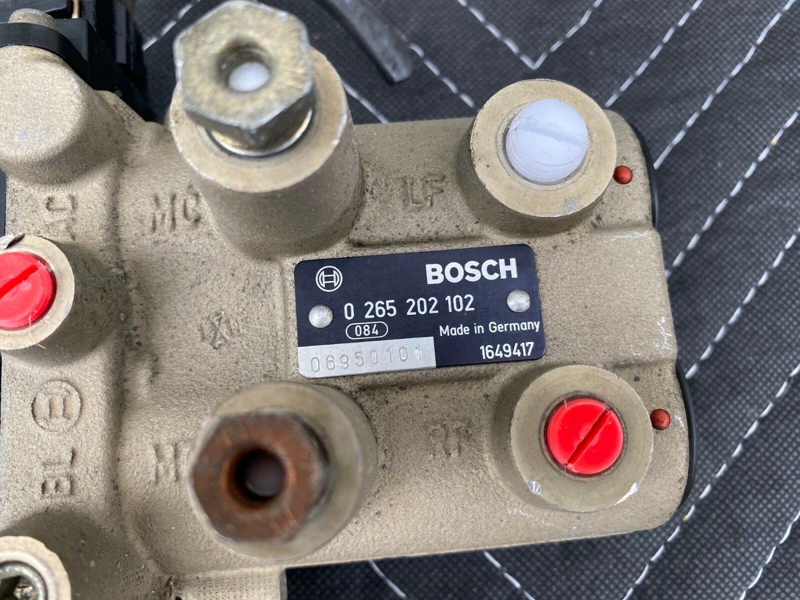 Used 1989-1993 Cadillac Allante Oem Abs Asr Plunger Unit 0265202102 for ...