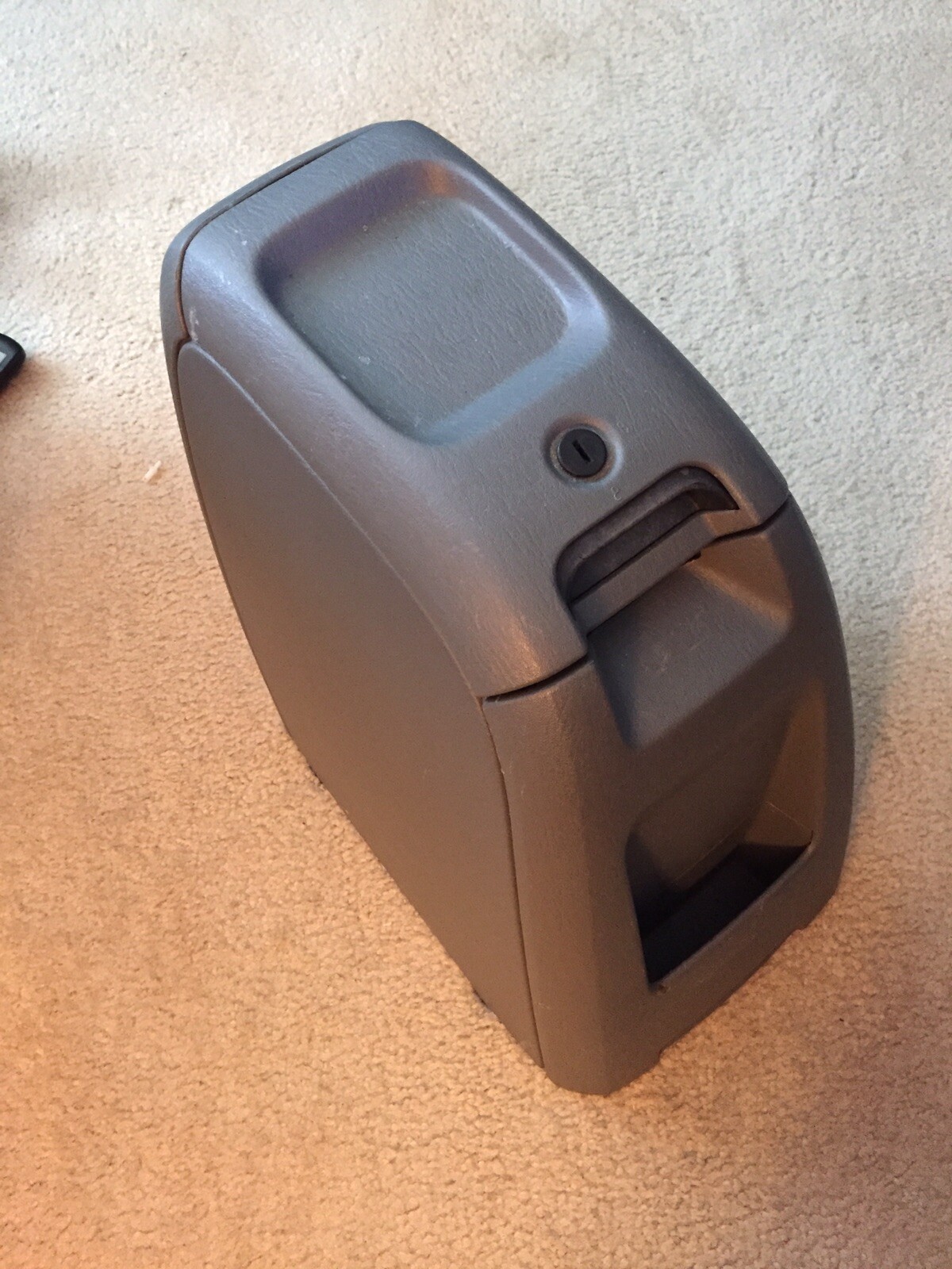 Used Dodge Grand Caravan 2007 Console Center Front for Sale