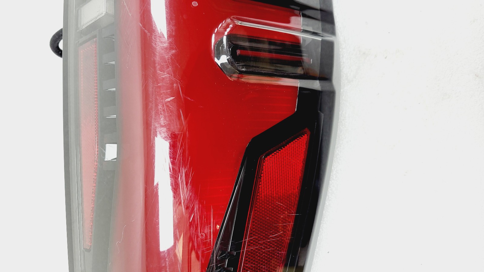 Used 2024-2025 Gmc Sierra 2500hd At4 Right Full Led Tail Light Lamp ...
