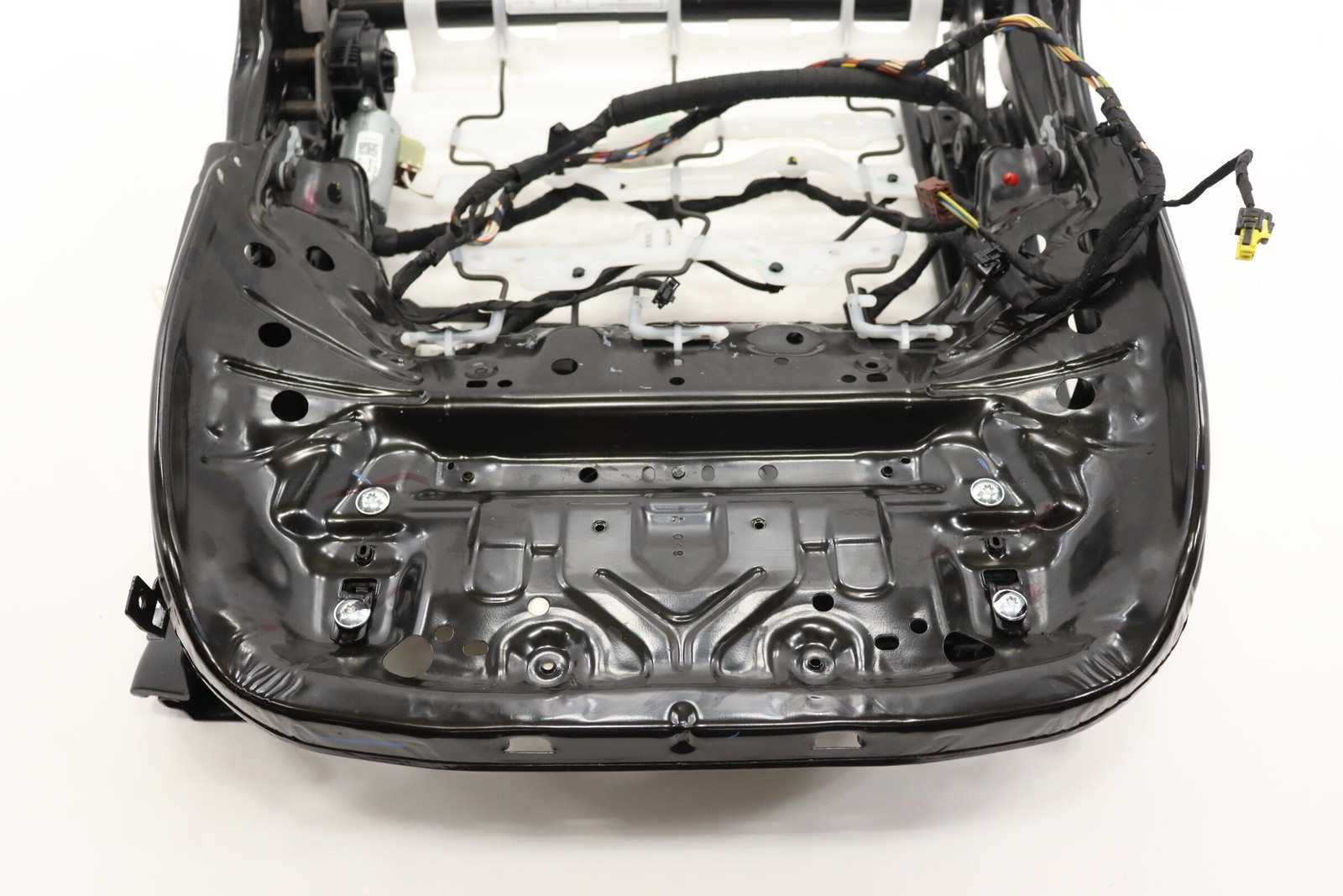 Used 2019 2026 - Bmw 330i G20 Front Right Side Lower Seat Track Frame ...