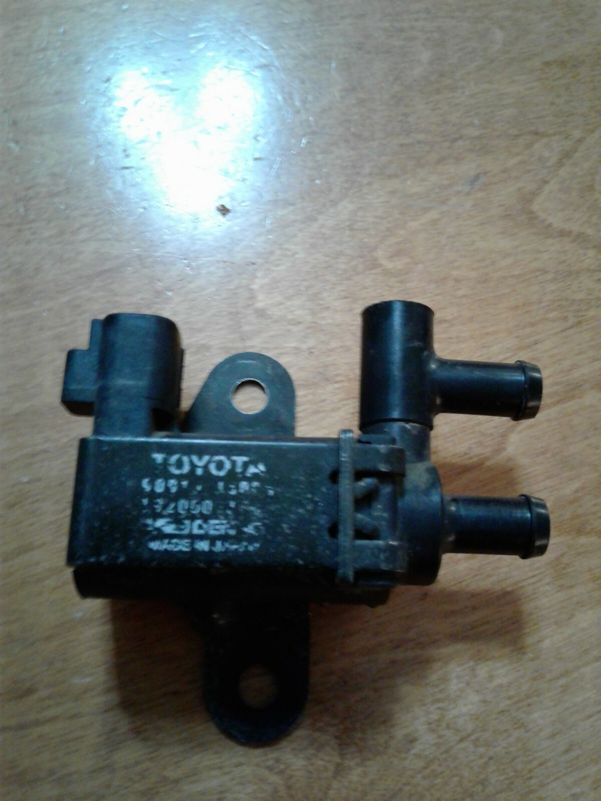 Used 1993-96 Toyota Camry Genuine Vacuum Switch Valve Vsv 90910-13006 ...