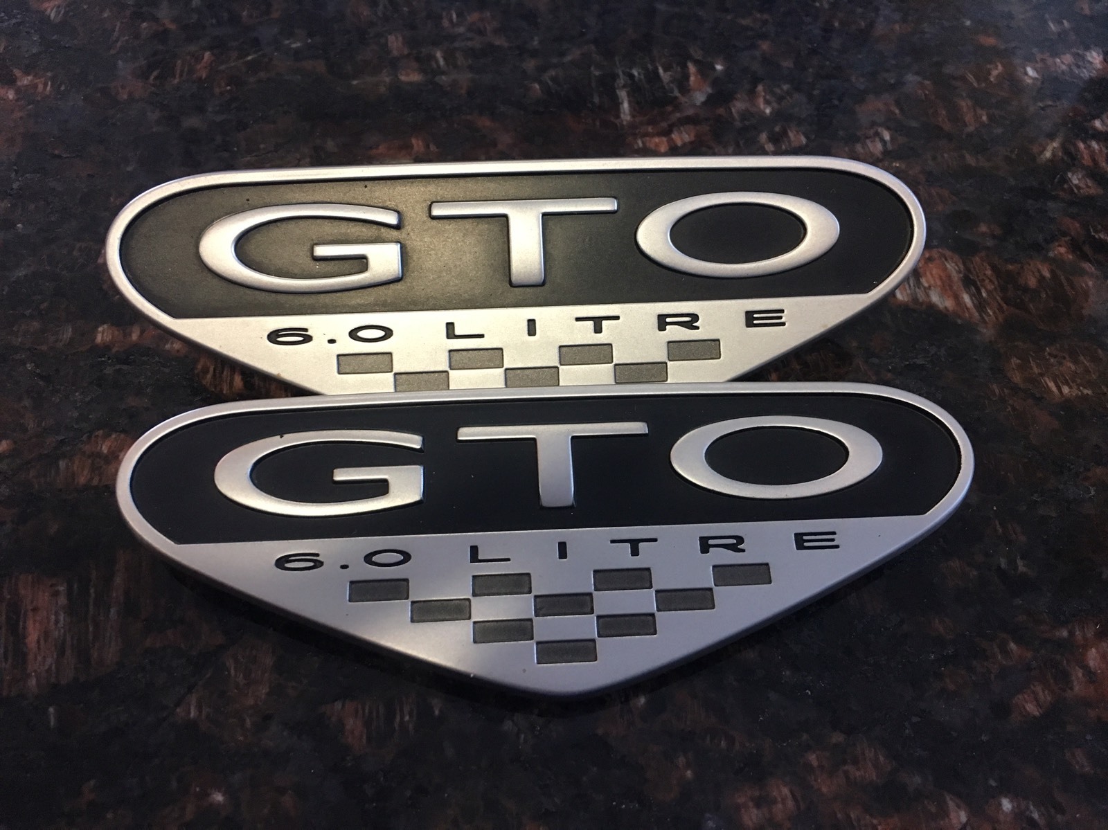 Used 05-06 Pontiac Gto Exterior Emblem Badge for Sale | LMP2200KB