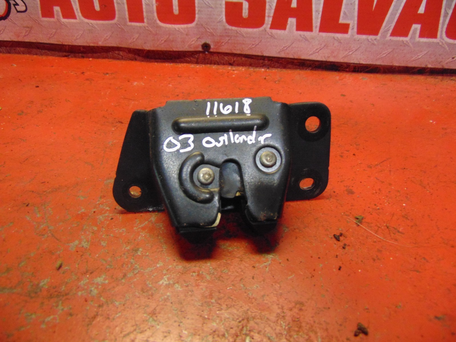 Used 2003-2006 Mitsubishi Outlander Oem Trunk Rear Hatch Lock Latch ...
